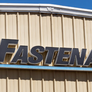 Fastenal Founder Bob Kierlin Dies at 85 - Modern Distribution Management