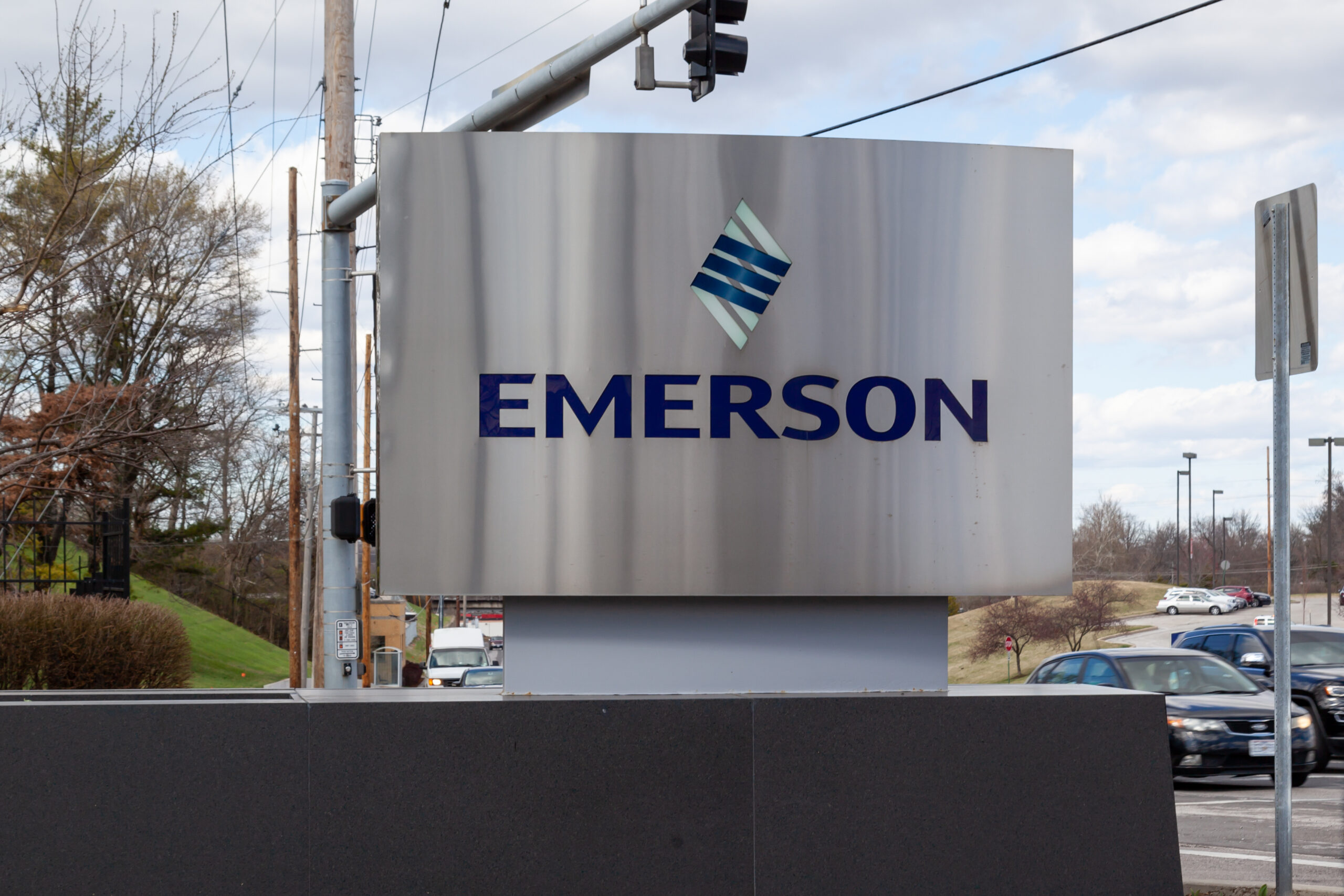 Emerson Makes $7.6B Bid for National Instruments - Modern Distribution ...