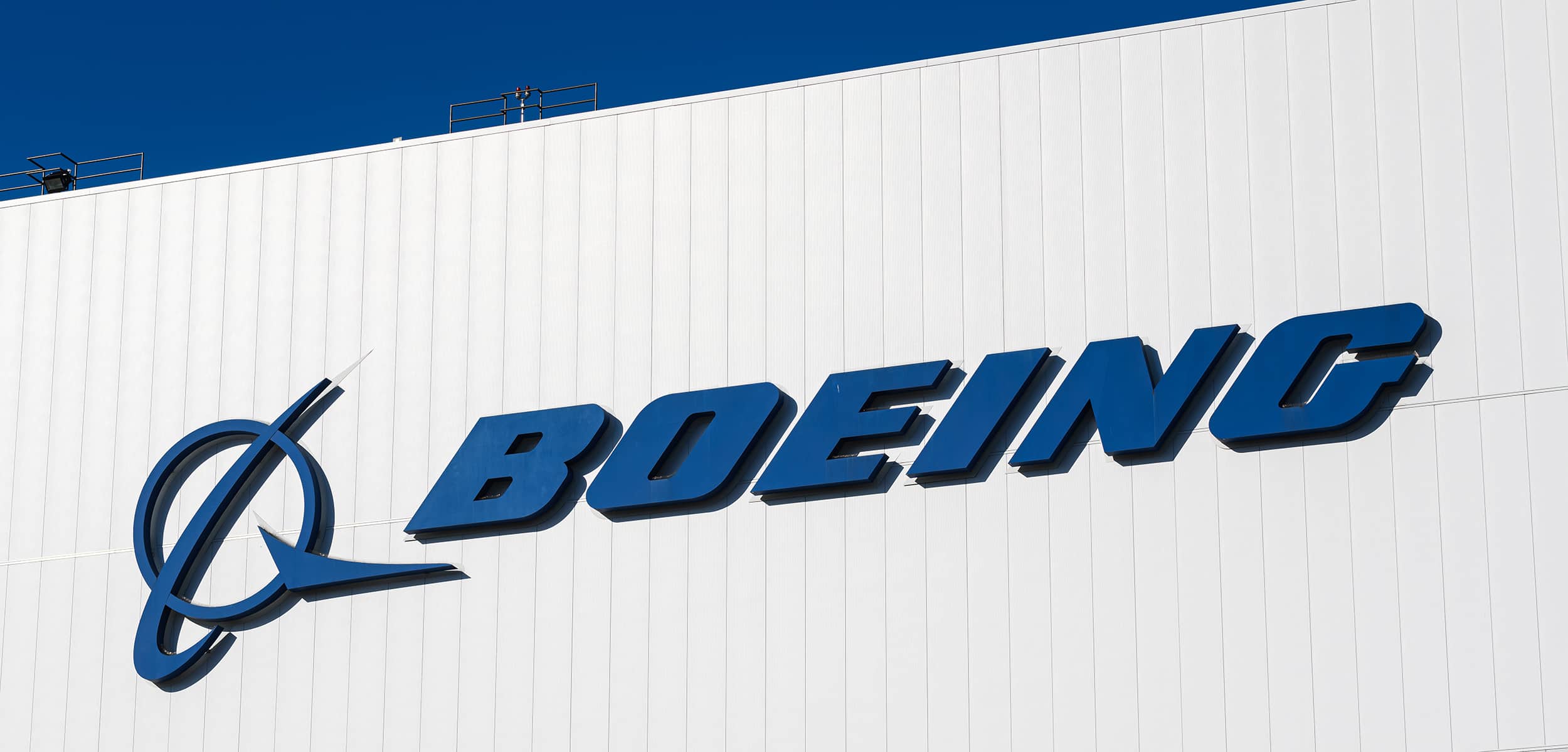Boeing, Union Reach Tentative Deal for 35% Increase - Modern ...
