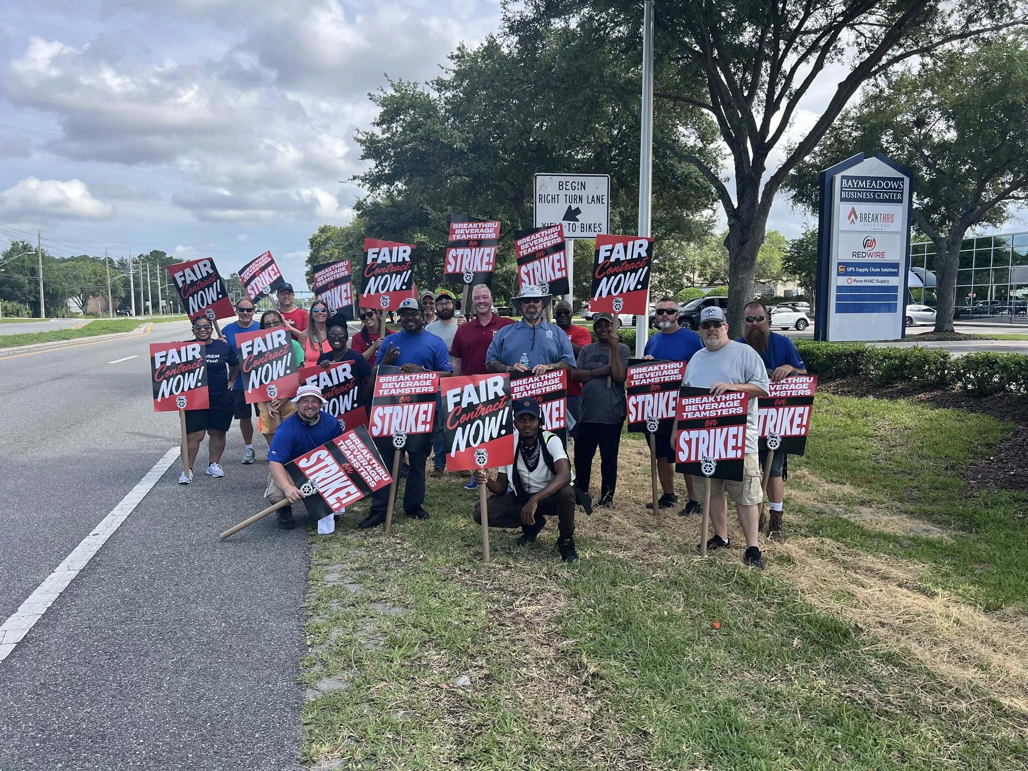 Teamsters’ Strike at Breakthru Beverage Gets Support from 700 Union ...