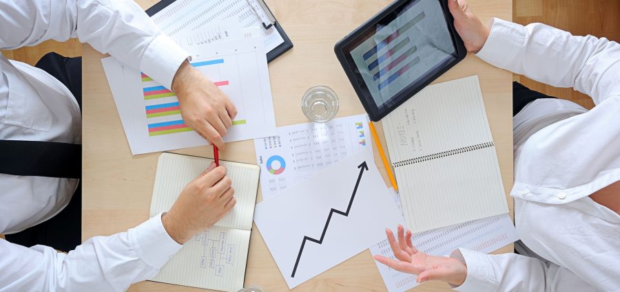 The Cost of Using Static Demand Forecasting Methods - Modern ...